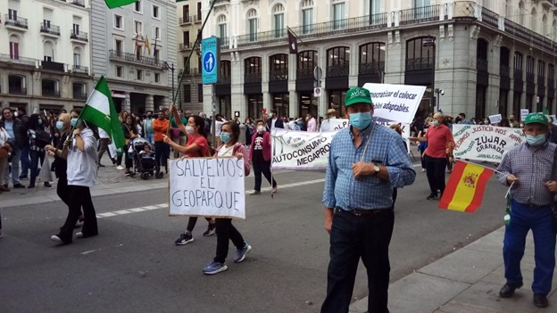 Solar Power Grabs - IJ4EU